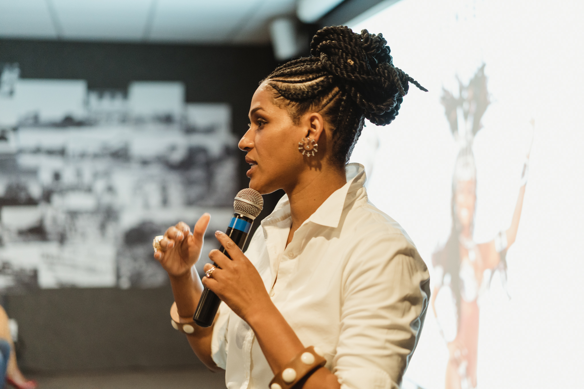 Alexandra Loras ministra palestra em Paracatu e fala sobre diversidade ...